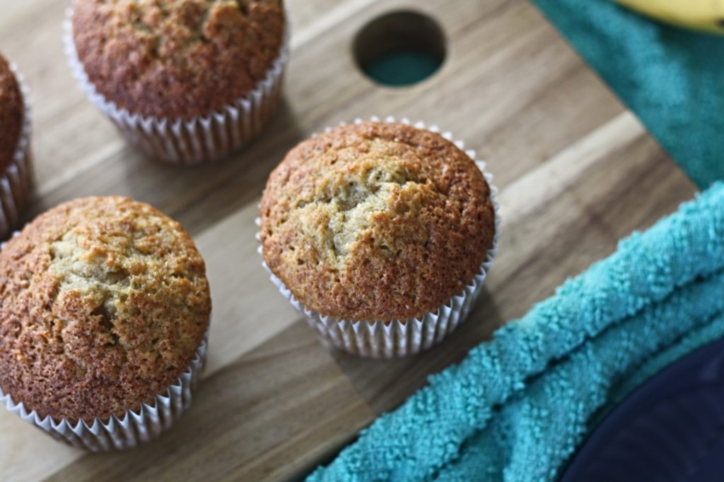 Banana Muffins - Makes, Bakes and Decor