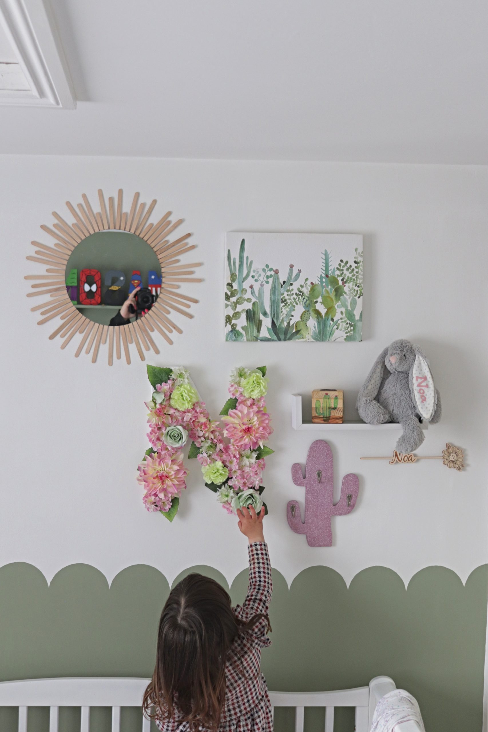 Popsicle Stick Sunburst Mirror DIY - Makes, Bakes and Decor